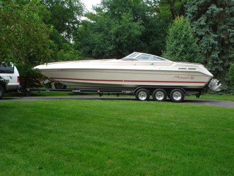 1988 Sea Ray Pachanga 32 Power boat for Sale in Northbrook, IL